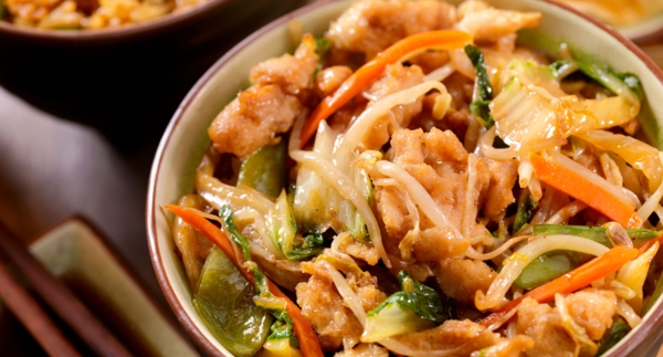 Pak Choi mit Huhn