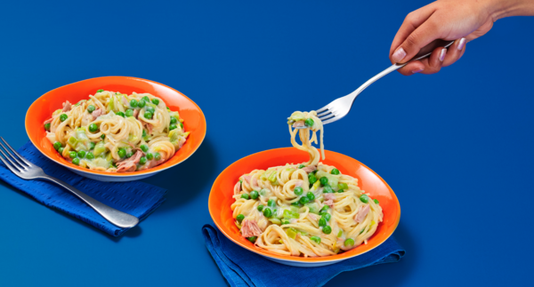 Pea, leek and tuna spaghetti