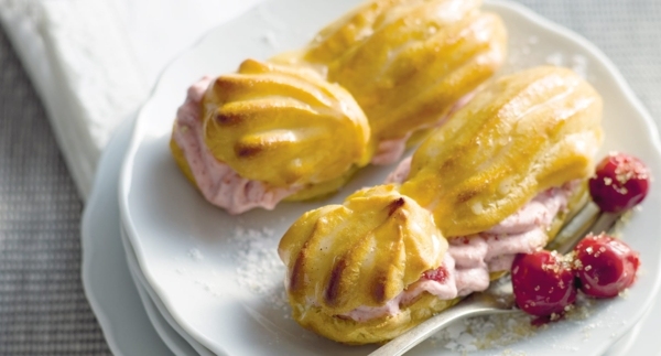 Mini éclairs à la cerise