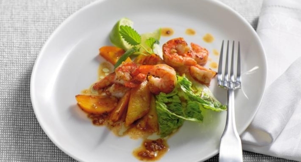 Creveti prajiti cu ghimbir si fructe