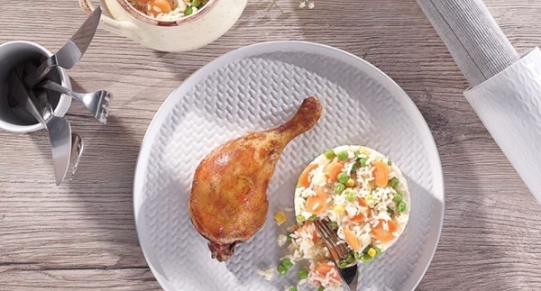 Pulpe de rata confiate si orez cu legume