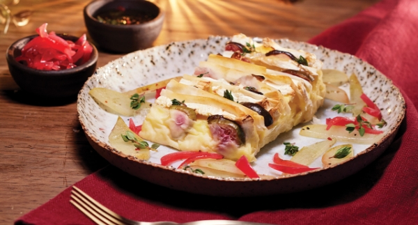 Folded filo casserole with camembert and figs