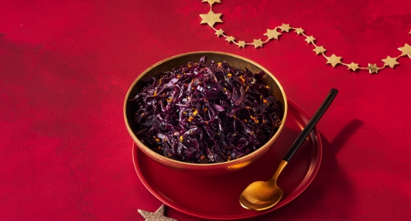 Mulled wine-braised red cabbage