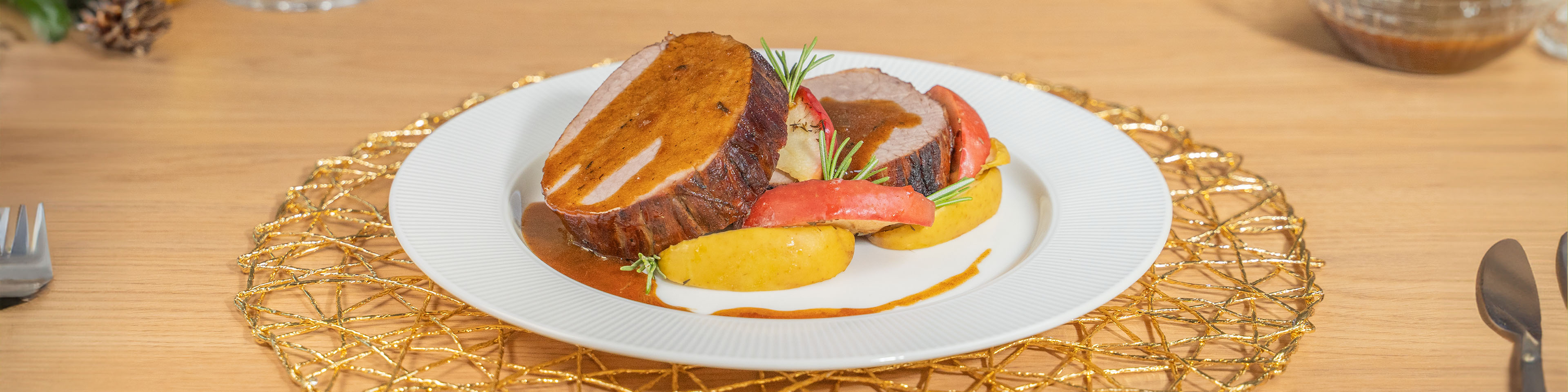 Peceto de novillo con salsa al whisky y manzana asada - Recetas - Tracce